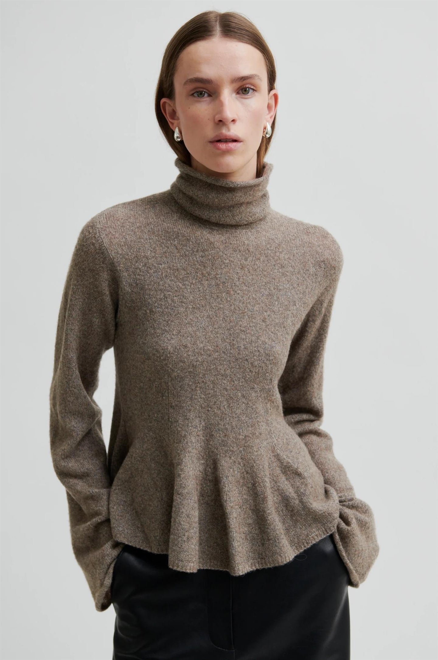 Sofi Knit T-Neck – Urban Pioneers Concept Store